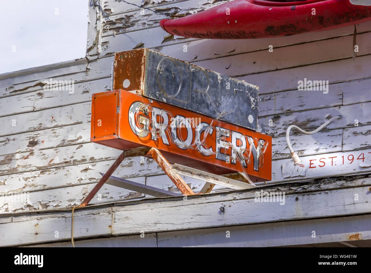 Old grocery sign hi-res stock photography and images - Alamy