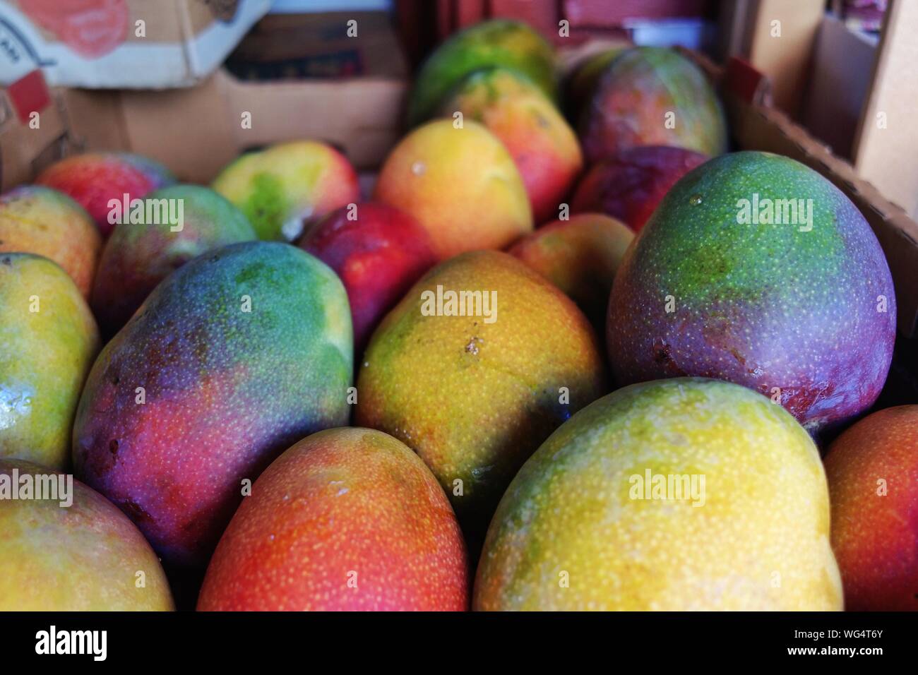 Mangoes stall hi-res stock photography and images - Alamy