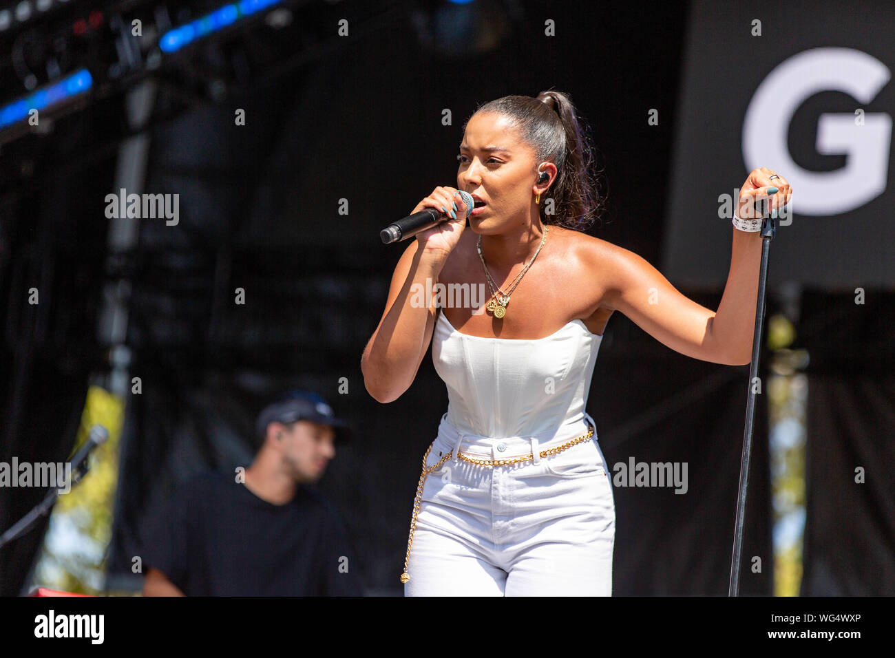 Grace carter live in concert hi-res stock photography and images - Alamy