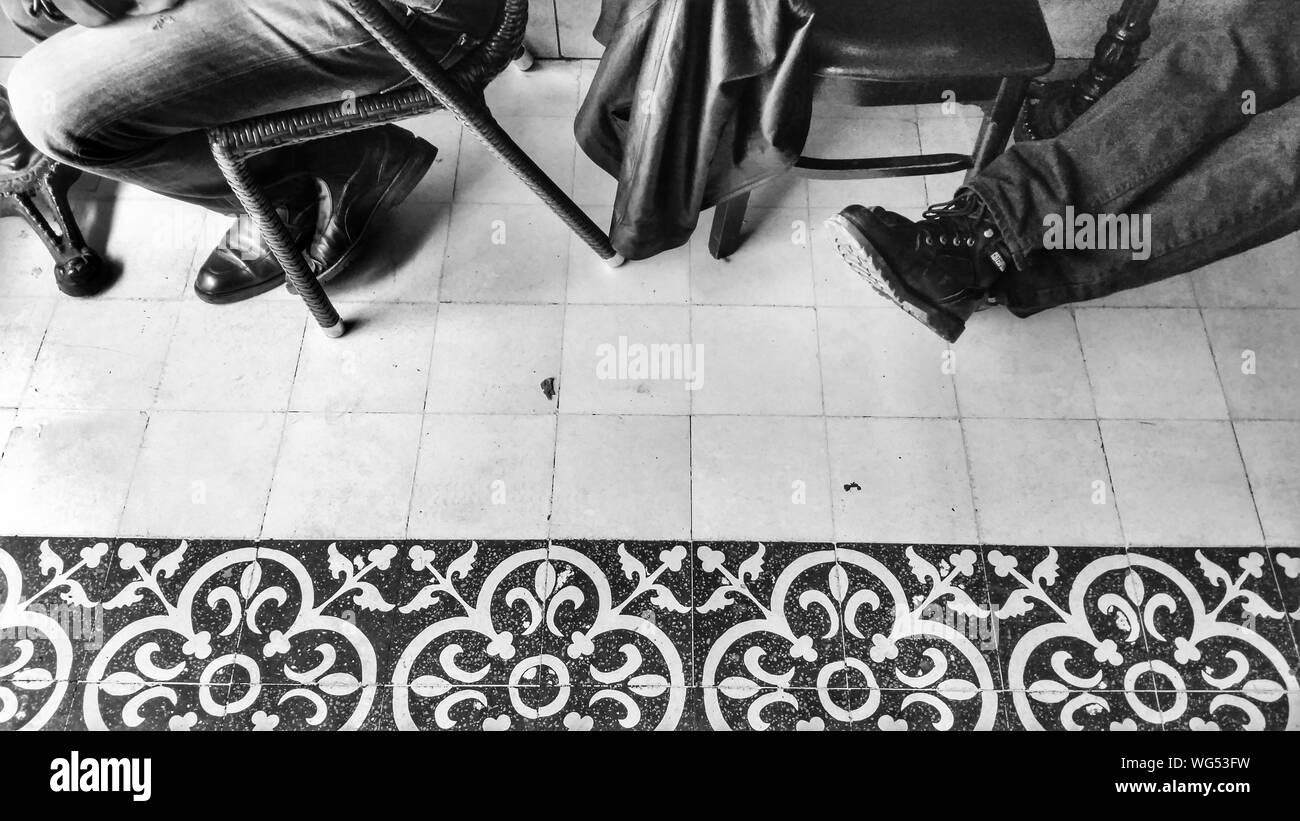 Two low chairs hi-res stock photography and images - Alamy