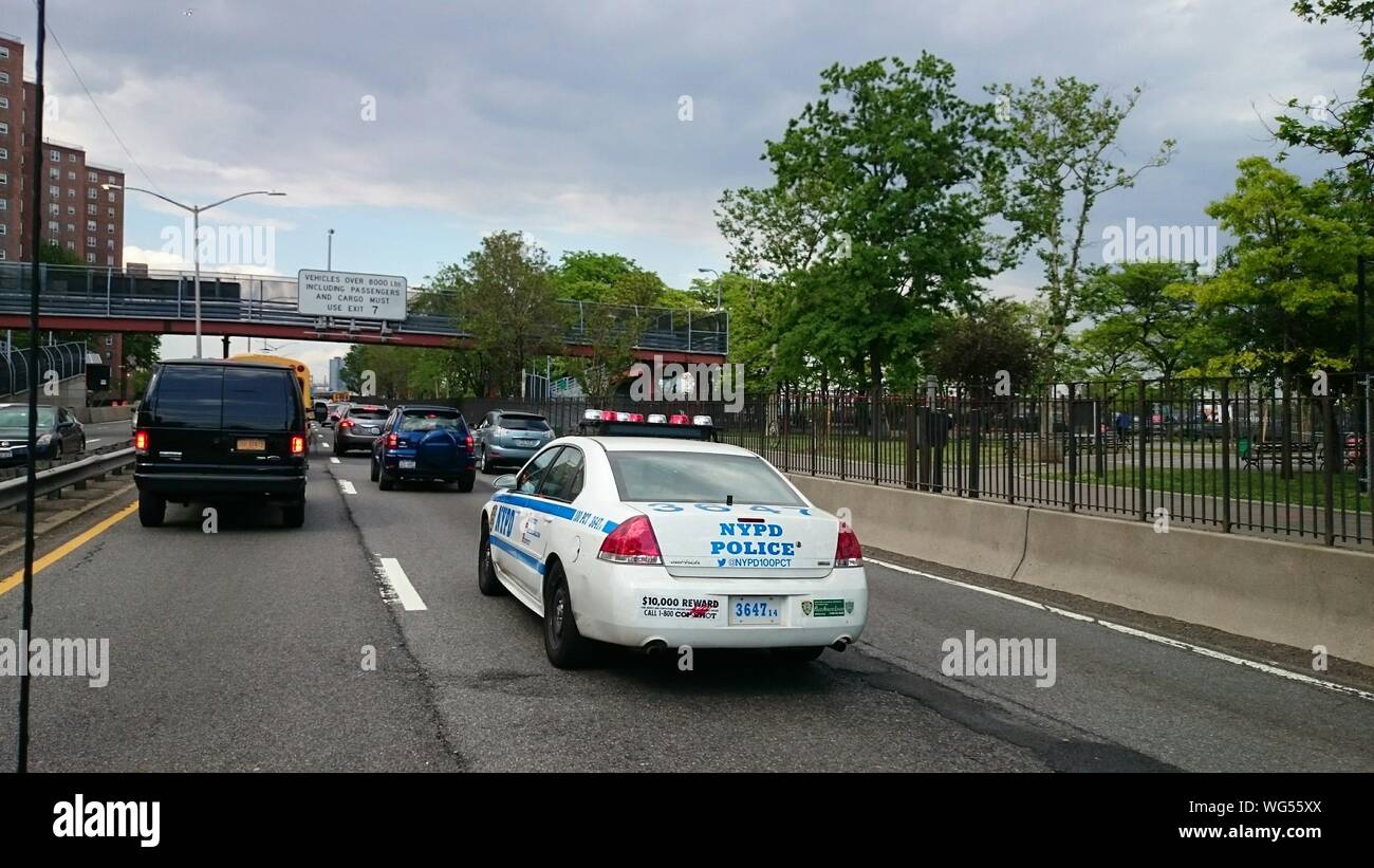 Police move car hi-res stock photography and images - Alamy
