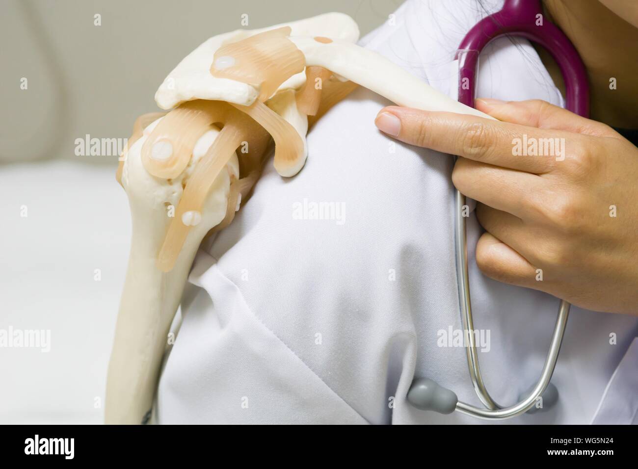 Skeleton nurse hi-res stock photography and images - Alamy