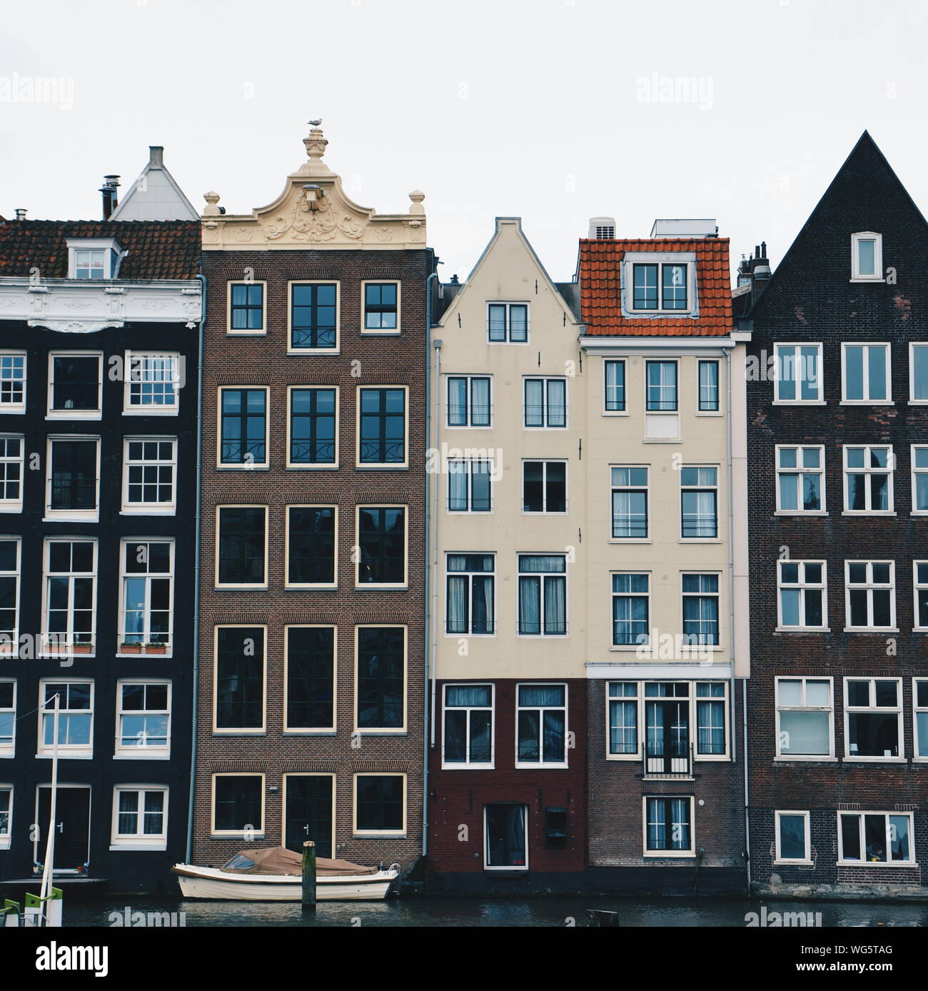 Amsterdam office buildings hi-res stock photography and images - Alamy