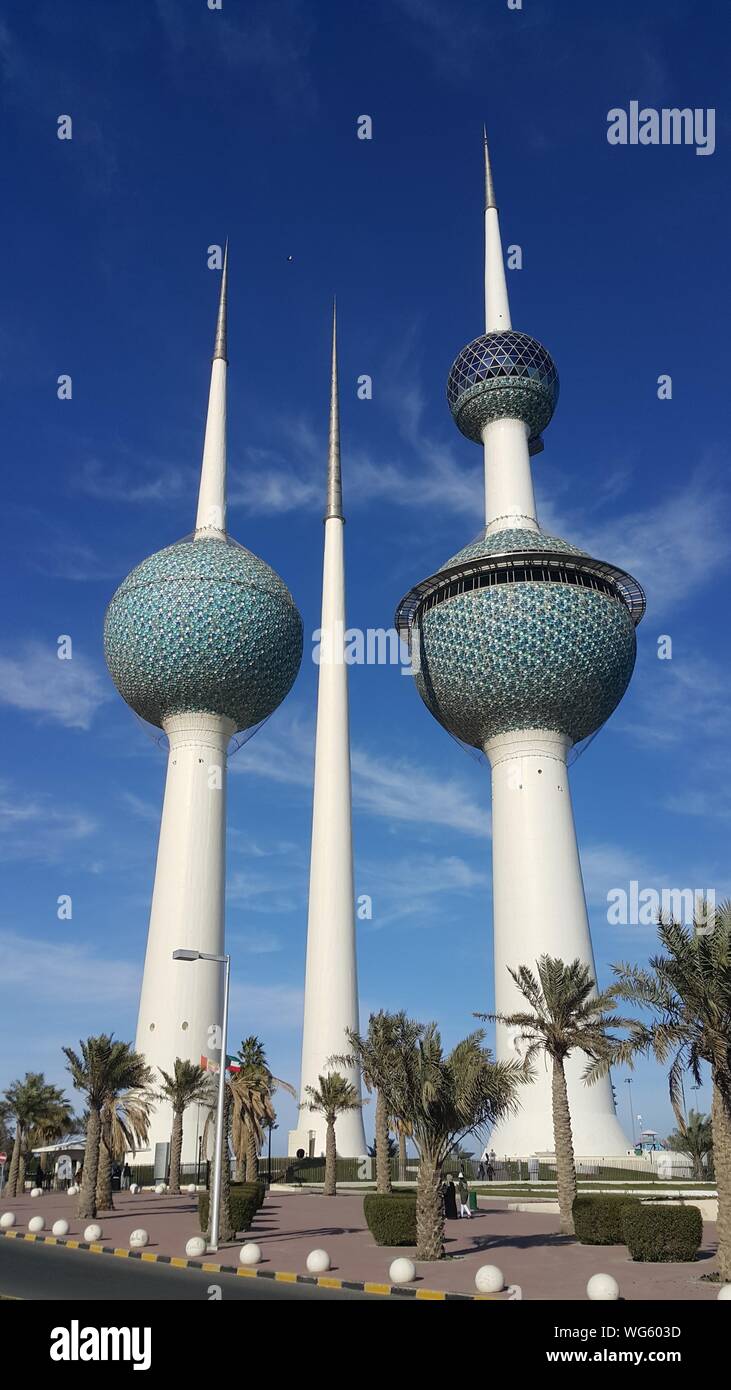 Blue building of kuwait hi-res stock photography and images - Alamy