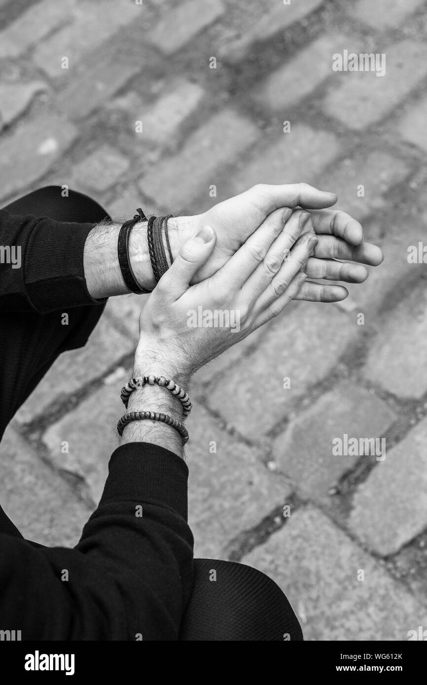 Man applauding hi-res stock photography and images - Alamy