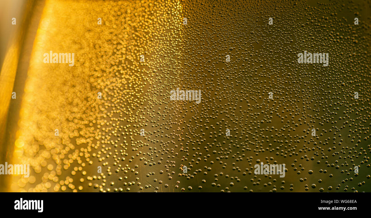 Condensed air hi-res stock photography and images - Alamy