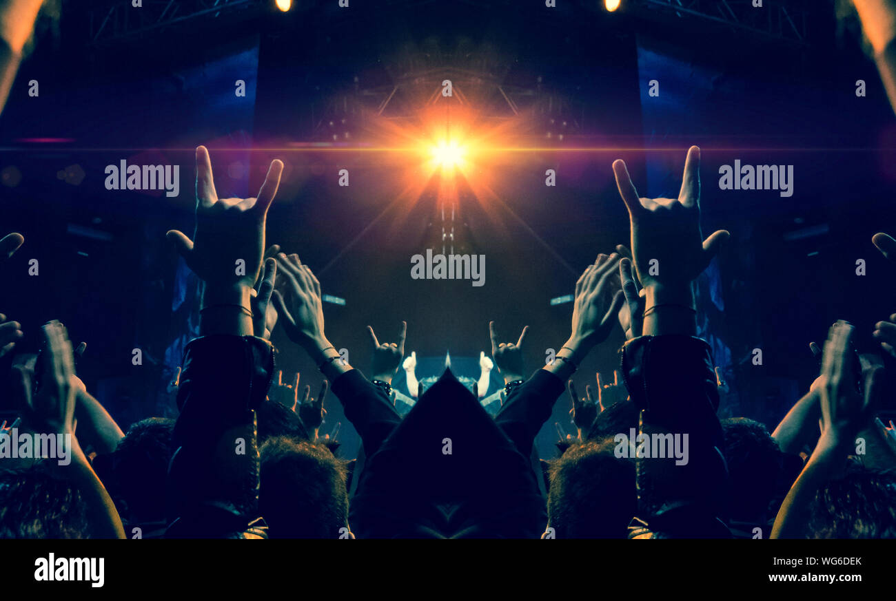 Concert hall crowded with clapping people Stock Photo - Alamy