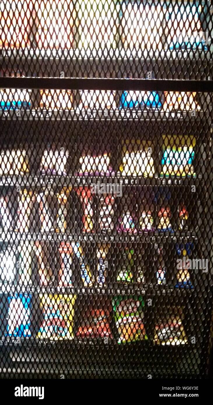 The mall full hi-res stock photography and images - Alamy