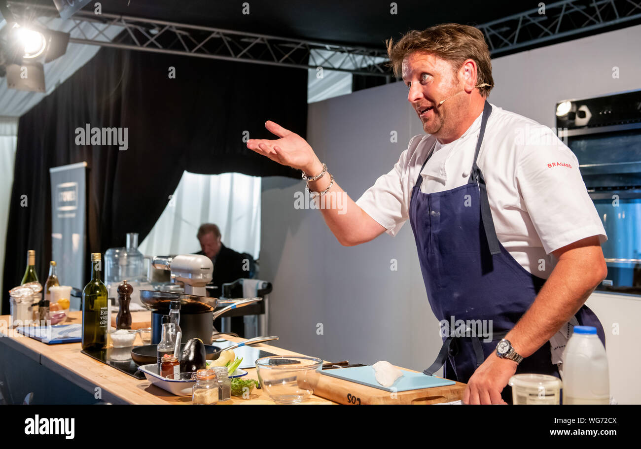 James martin chef 2019 hi-res stock photography and images - Alamy