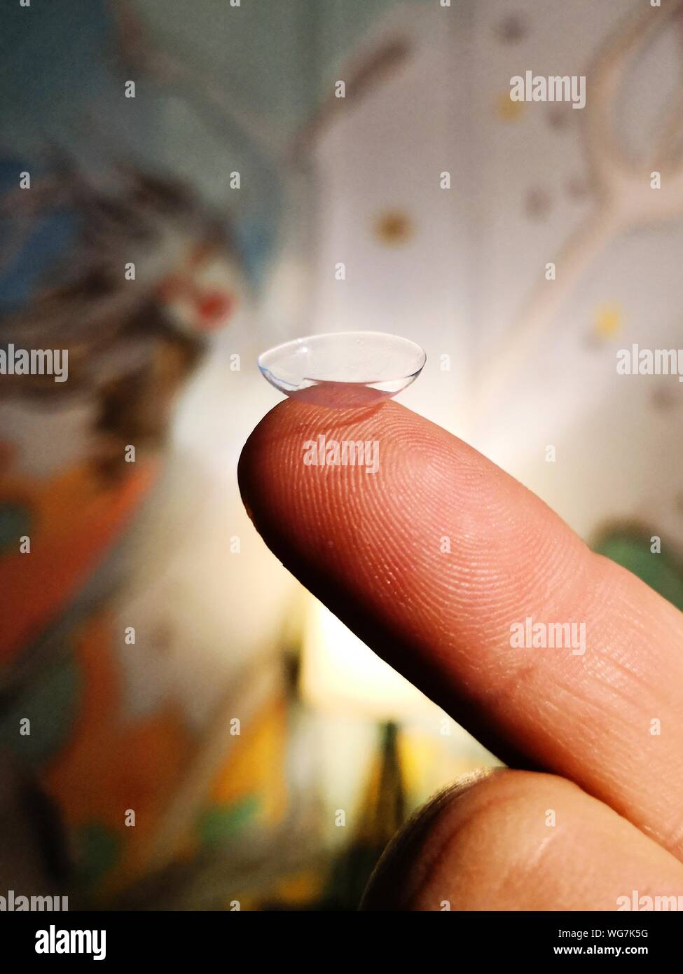 Body contact hi-res stock photography and images - Alamy