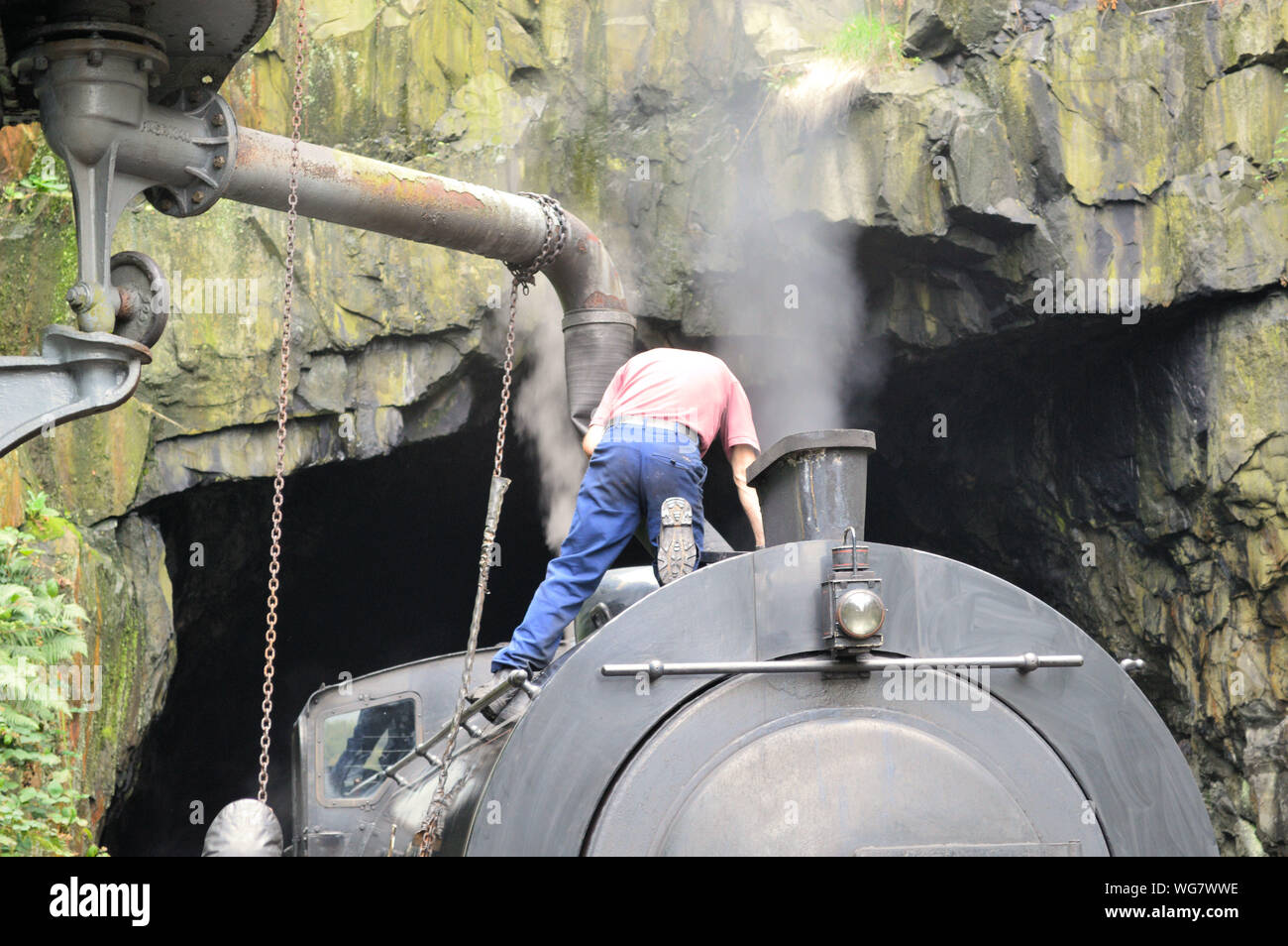 Man working train hi-res stock photography and images - Alamy