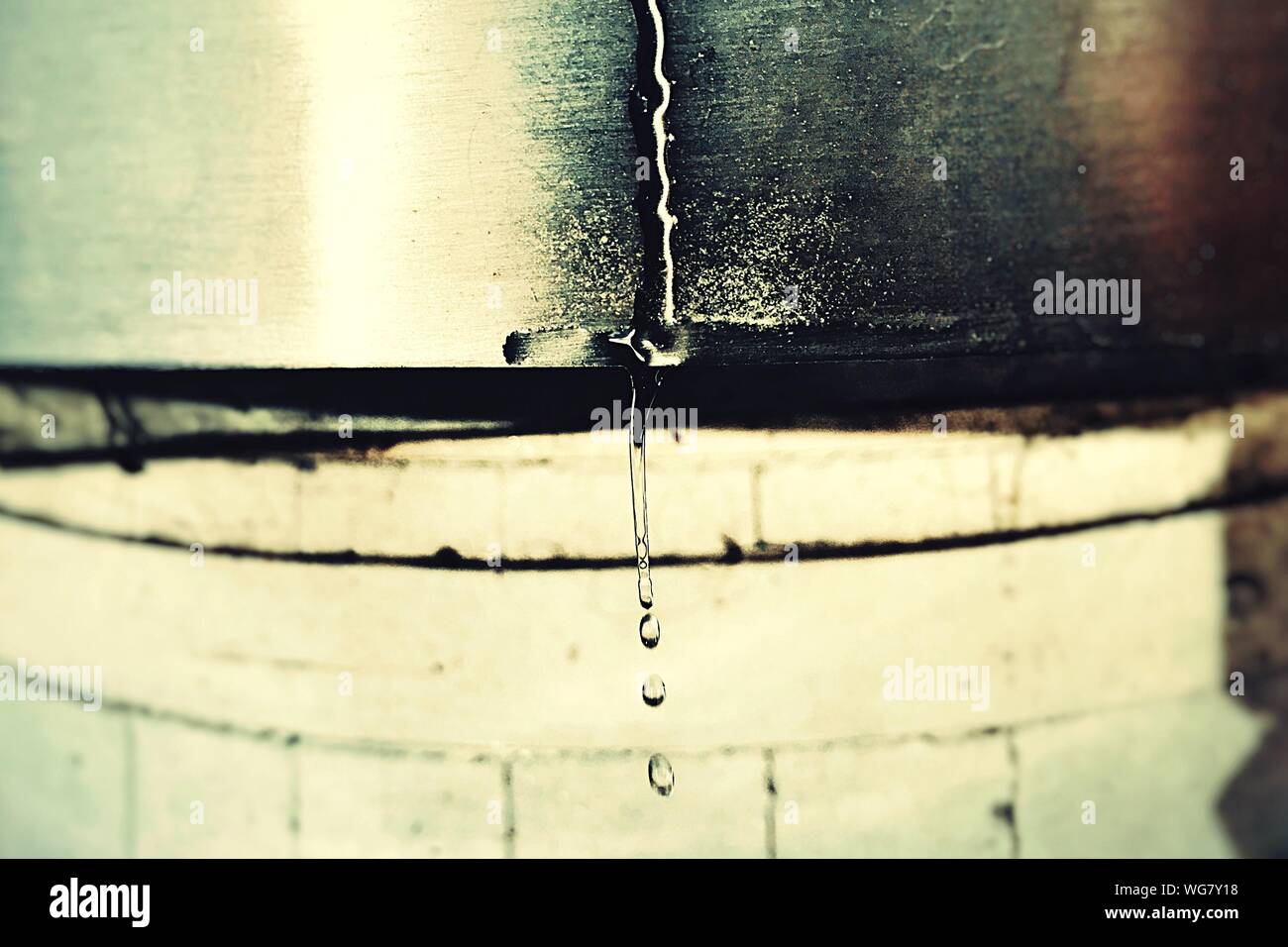 Industrial drop hi-res stock photography and images - Alamy