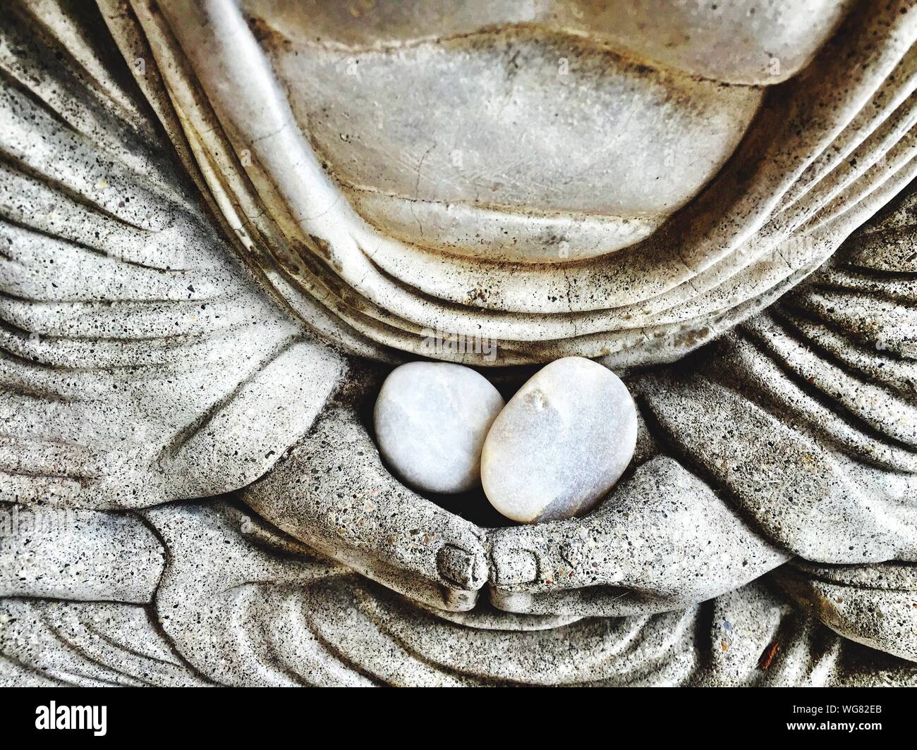 Pebble statue hi-res stock photography and images - Alamy