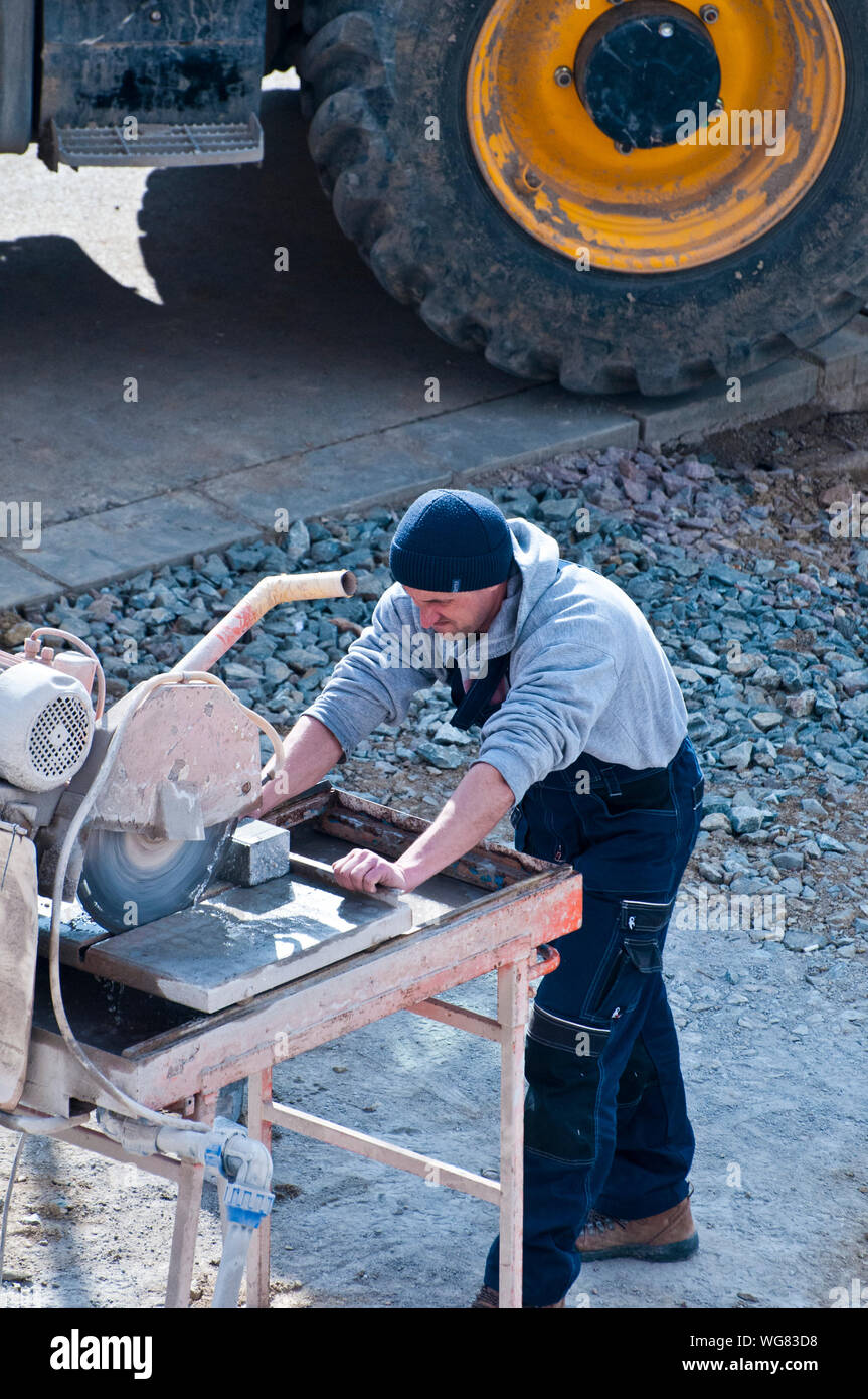 Stonemason High Resolution Stock Photography and Images - Alamy