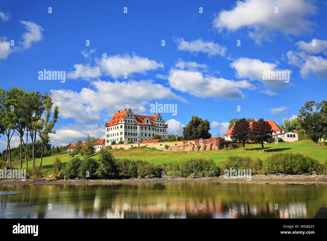 Beautiful late summer weather hi-res stock photography and images - Alamy