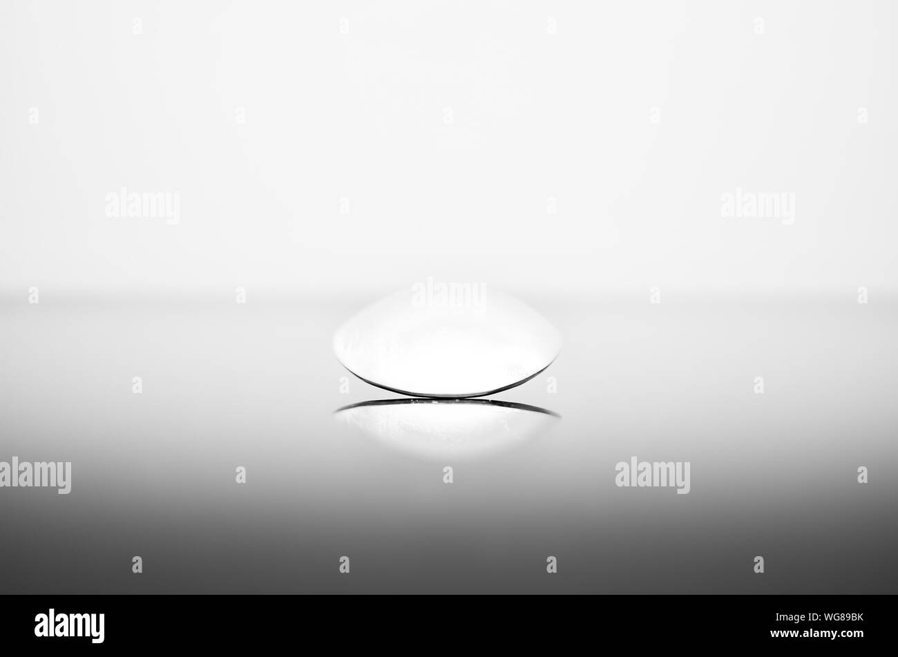 Spoon reflection hi-res stock photography and images - Alamy