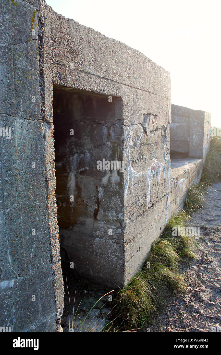 Old Bomb Shelter Stock Photos & Old Bomb Shelter Stock Images - Alamy