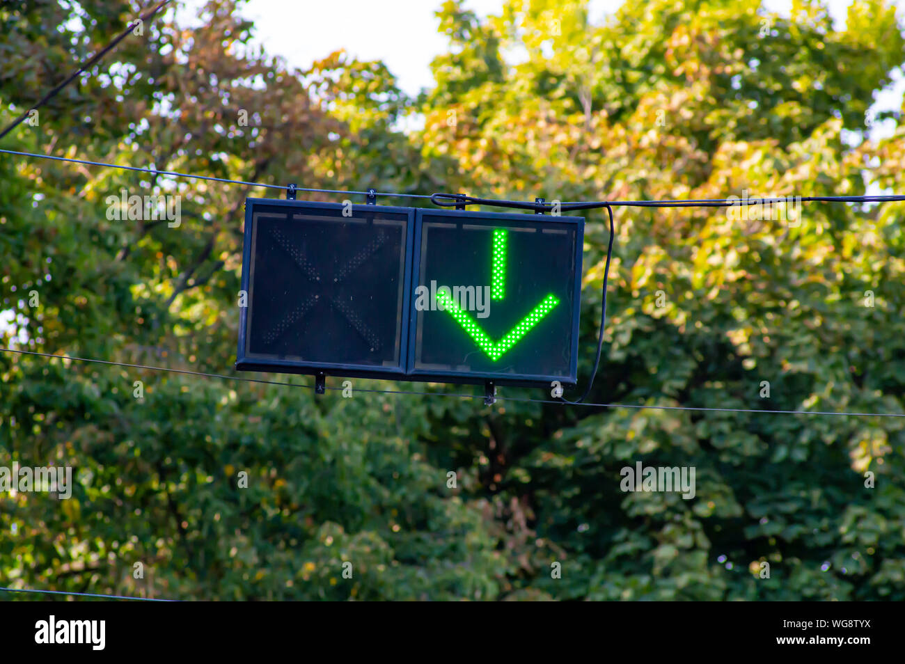 Traffic Light Green Arrow High Resolution Stock Photography and Images ...