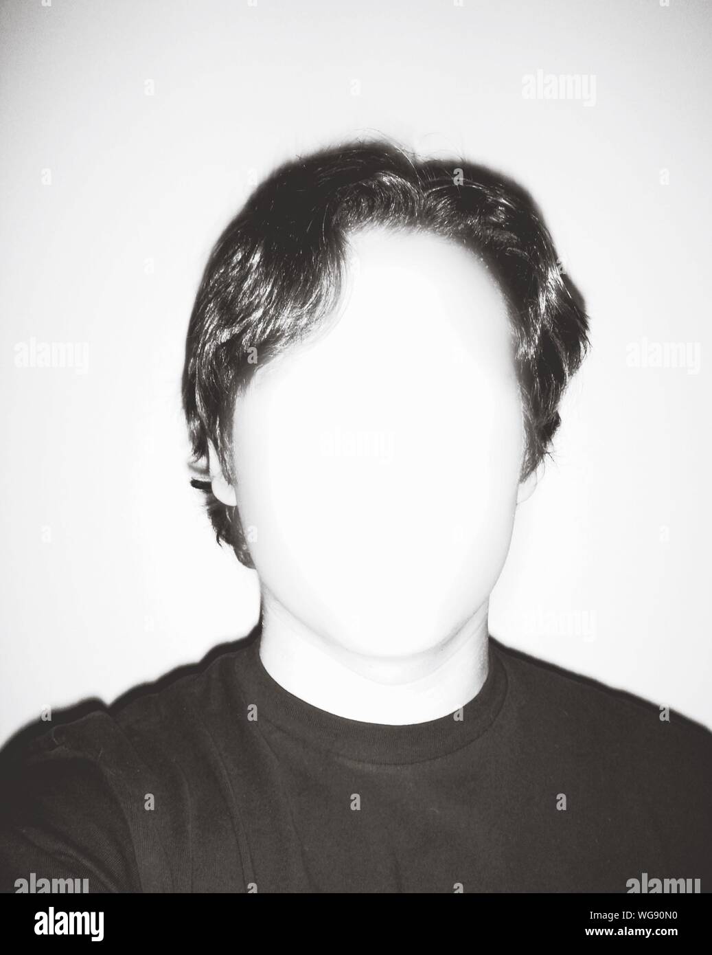 Blank Face High Resolution Stock Photography and Images - Alamy