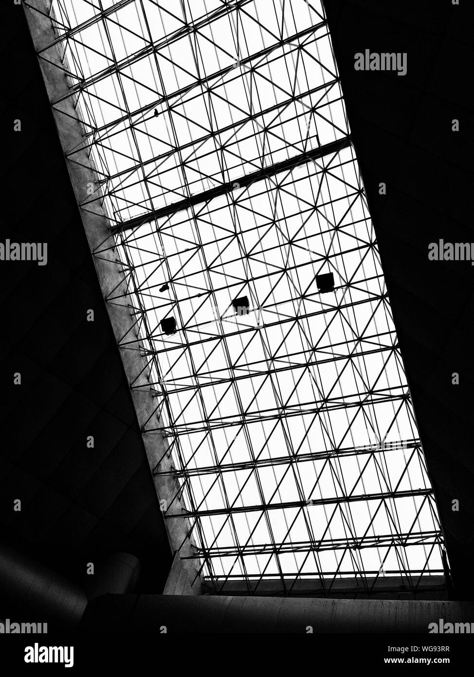 Transparent skylight hi-res stock photography and images - Alamy