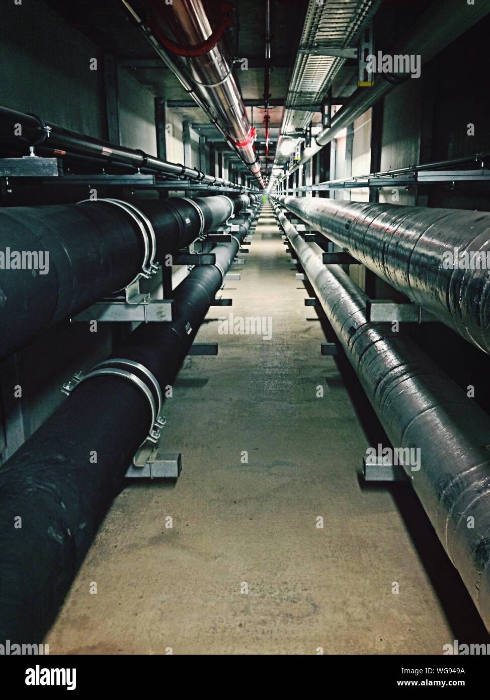 Parallel Pipes High Resolution Stock Photography and Images - Alamy