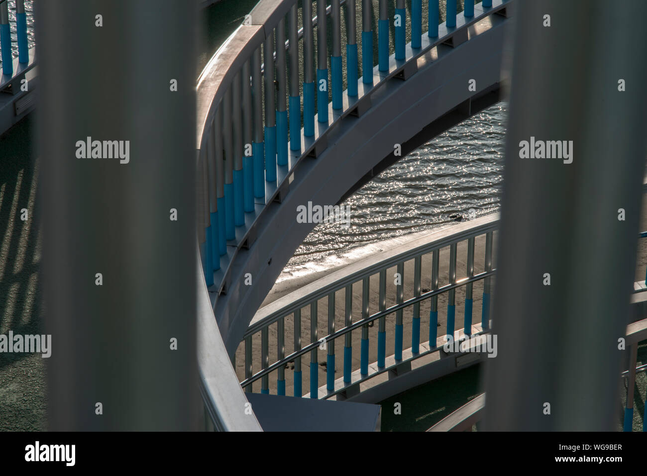 Curvy Structure High Resolution Stock Photography and Images - Alamy