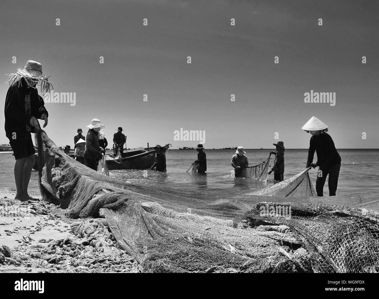 Working beach hi-res stock photography and images - Alamy