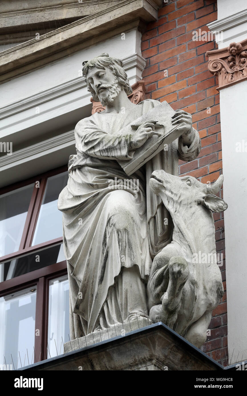 Bull Of Luke High Resolution Stock Photography and Images - Alamy