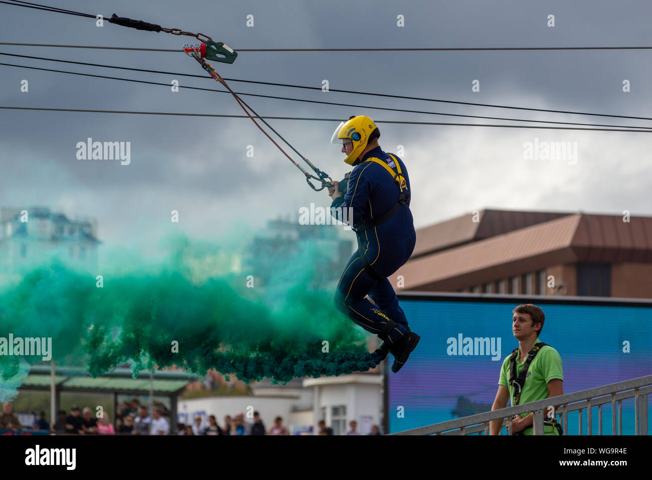 Bournemouth, Dorset, UK. A members of the Tigers Freefall Parachute ...
