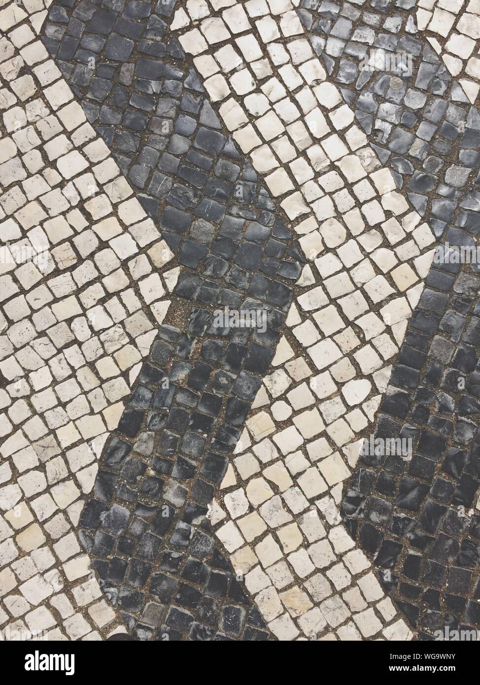 Mosaic street design hi-res stock photography and images - Alamy