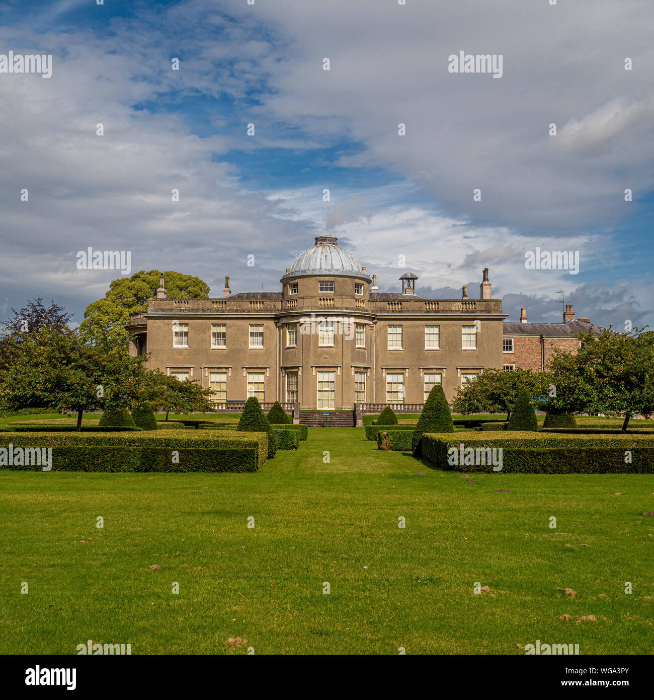 Scampston hall house hi-res stock photography and images - Alamy