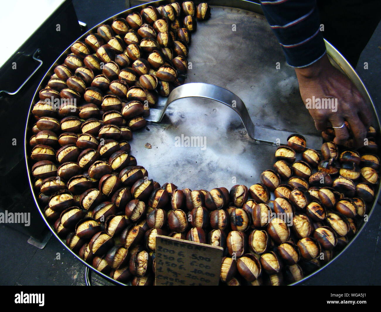 Roasted Chestnuts Stall High Resolution Stock Photography and Images ...