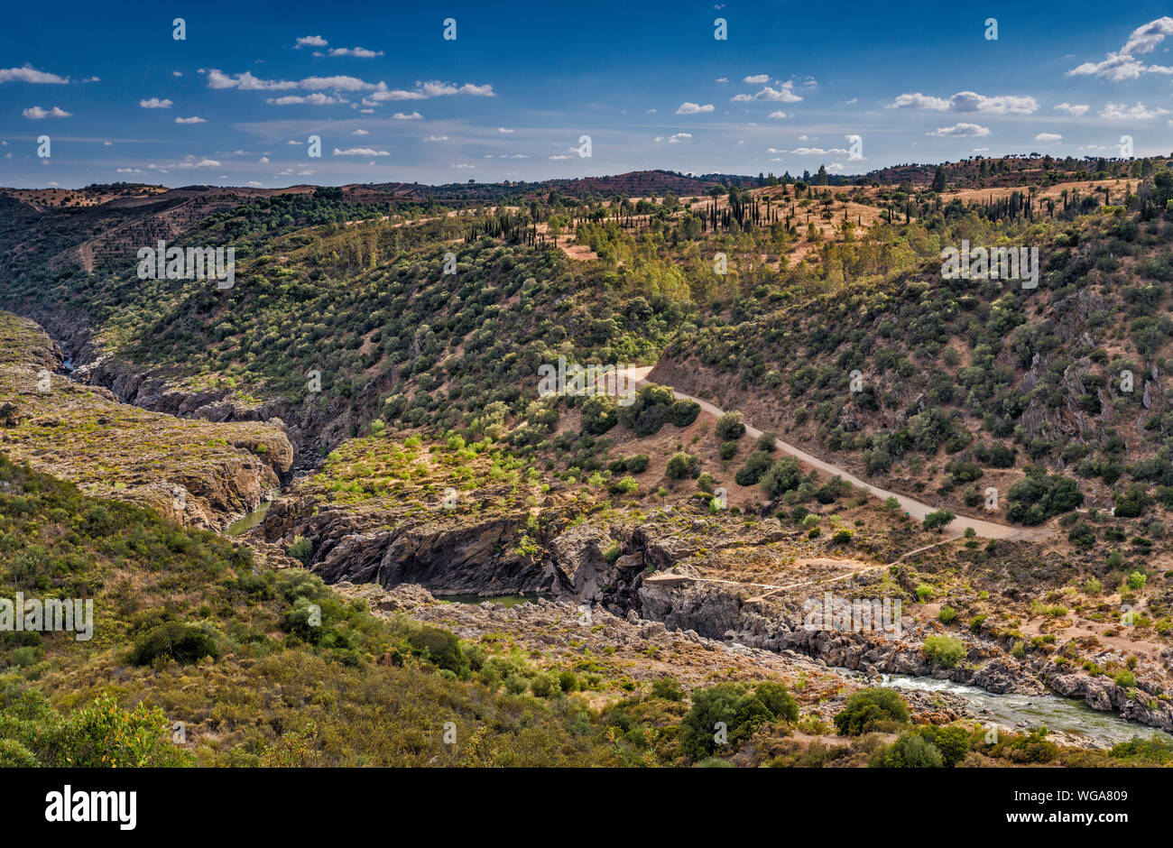 Cascada de pulo do lobo hi-res stock photography and images - Alamy