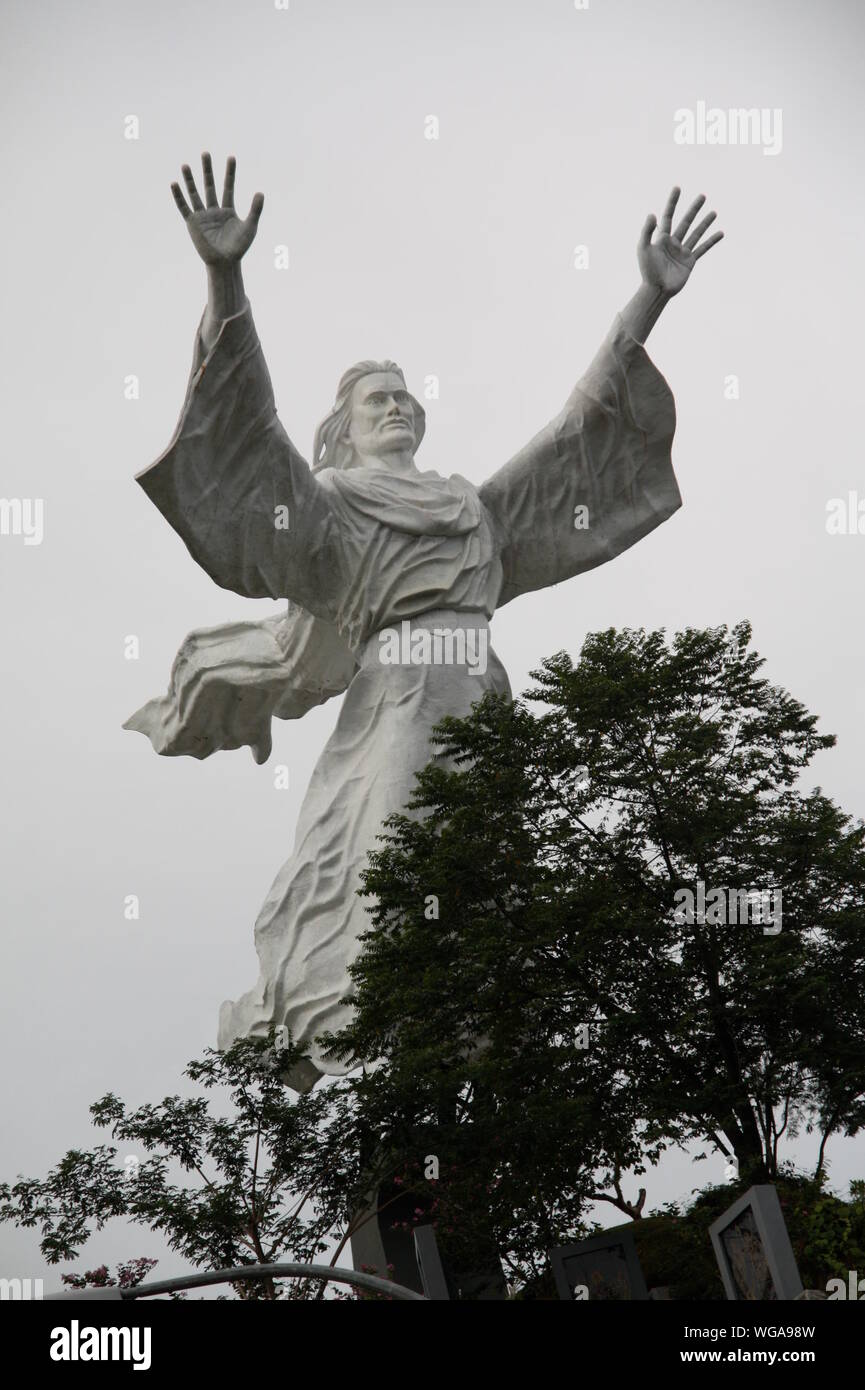 Both arms statue hi-res stock photography and images - Alamy