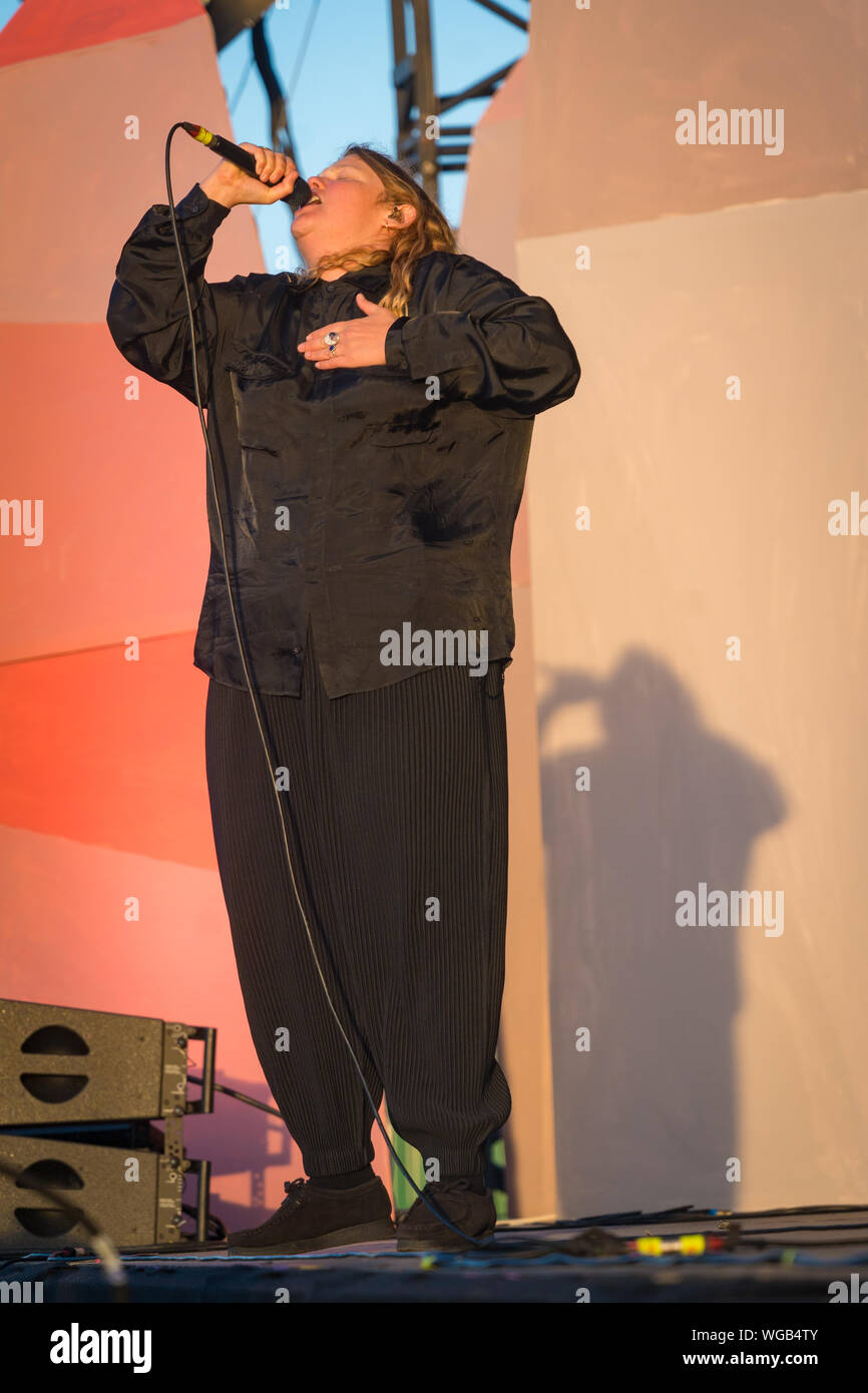 Roger tempest hi-res stock photography and images - Alamy