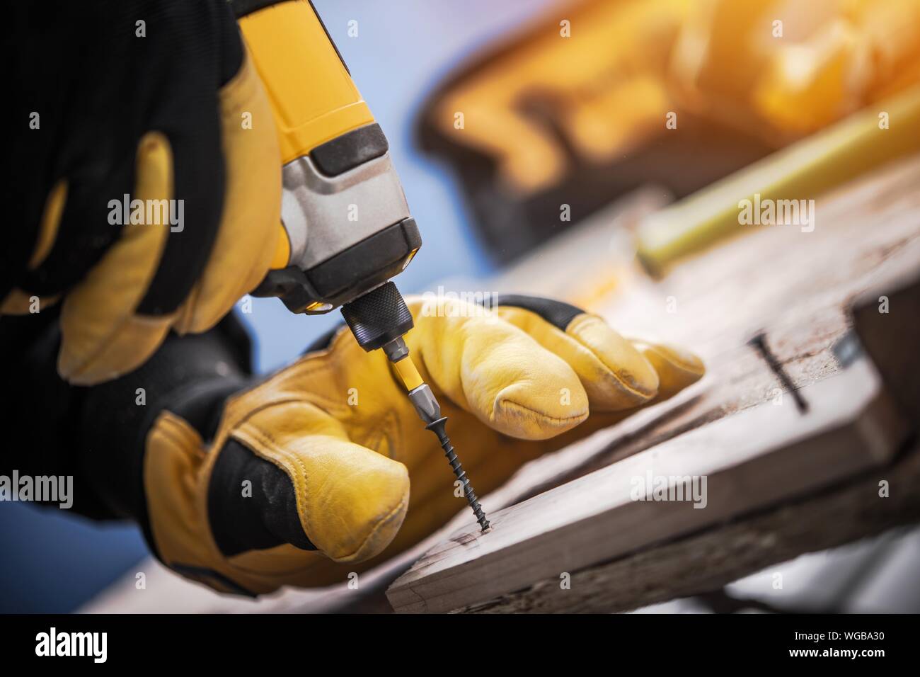 Worker drill drilling machine hi-res stock photography and images - Alamy