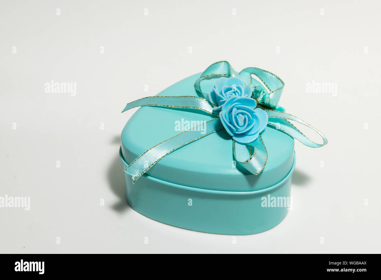 Heart shaped box with ribbon hi-res stock photography and images - Alamy