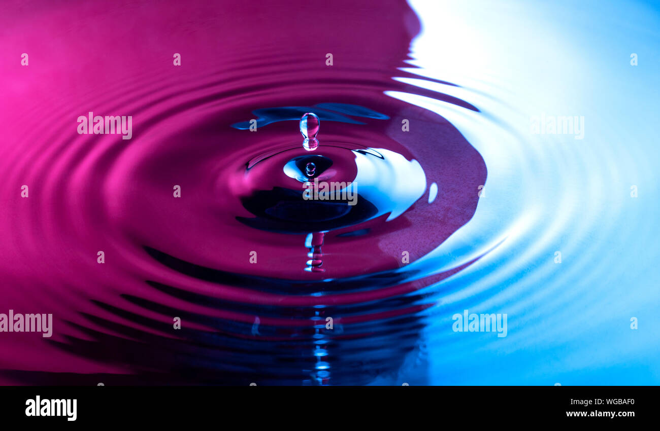 Water drops fascinating moments Stock Photo - Alamy