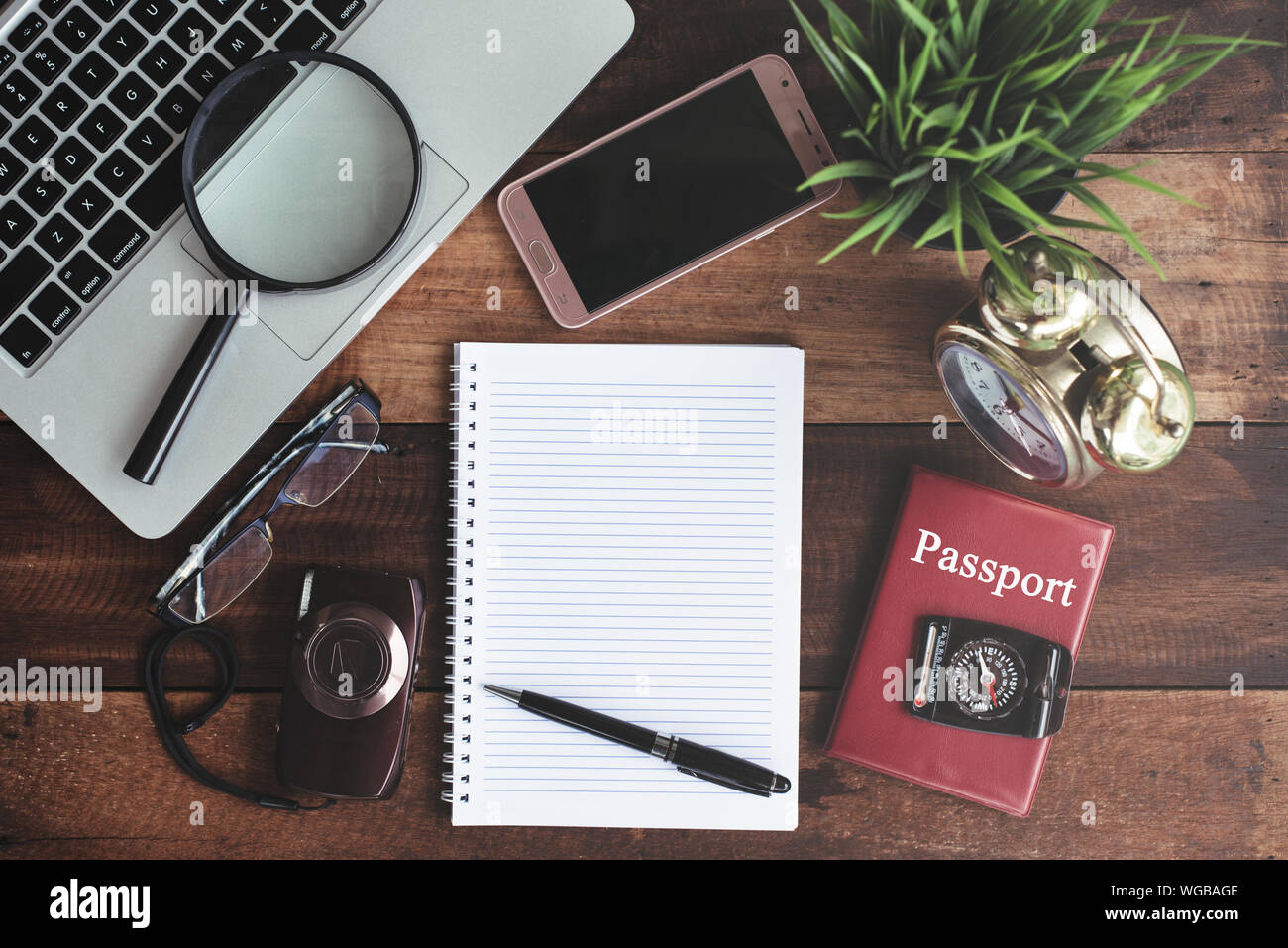 Clock above desk hi-res stock photography and images - Alamy