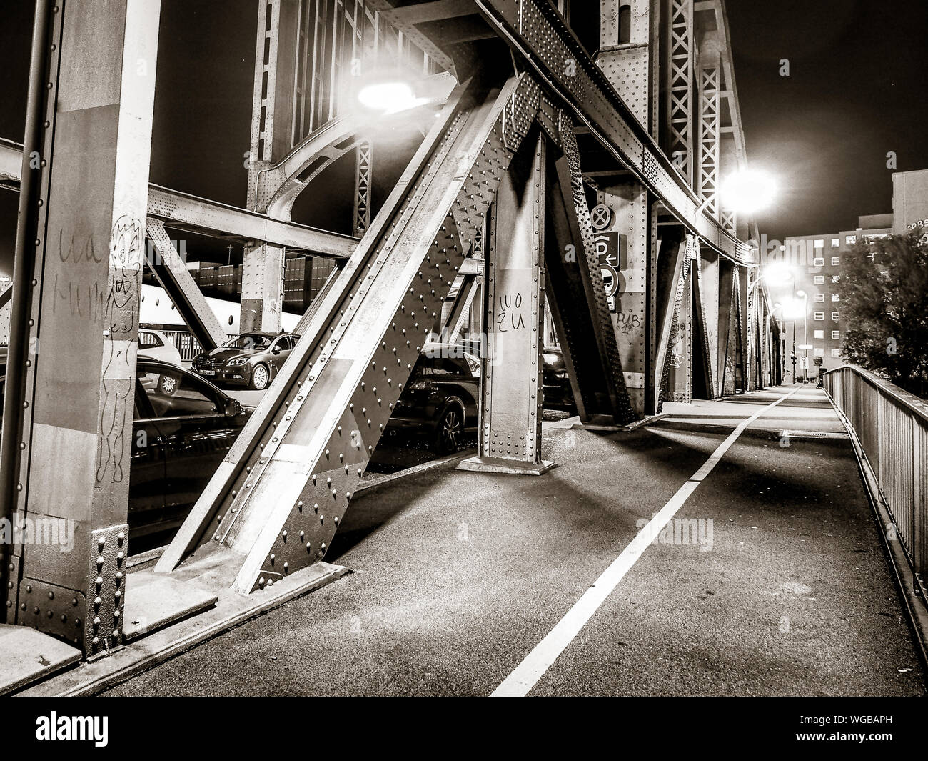 Grid road hi-res stock photography and images - Alamy