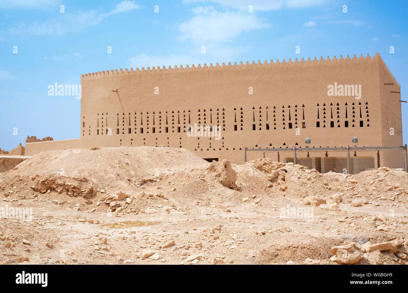 Al diriyah gate hi-res stock photography and images - Alamy