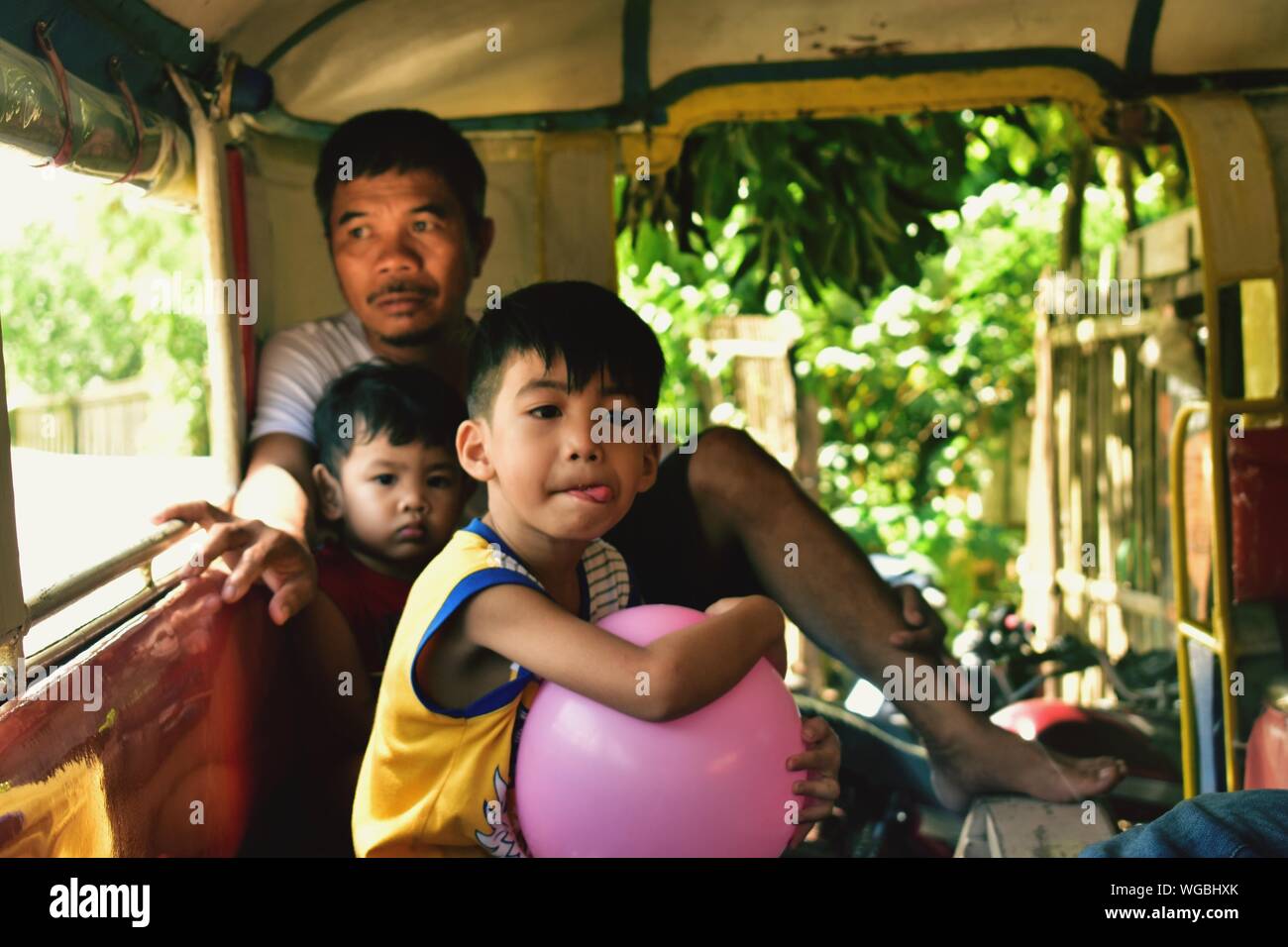 Family transport vehicle hi-res stock photography and images - Alamy