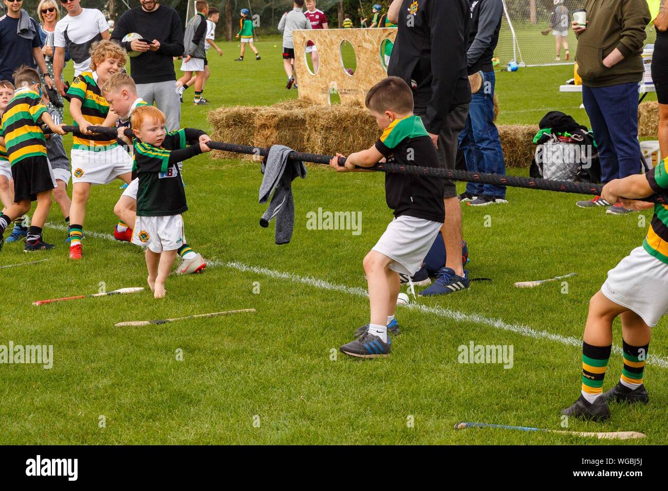 Community sports events kids hi-res stock photography and images - Alamy