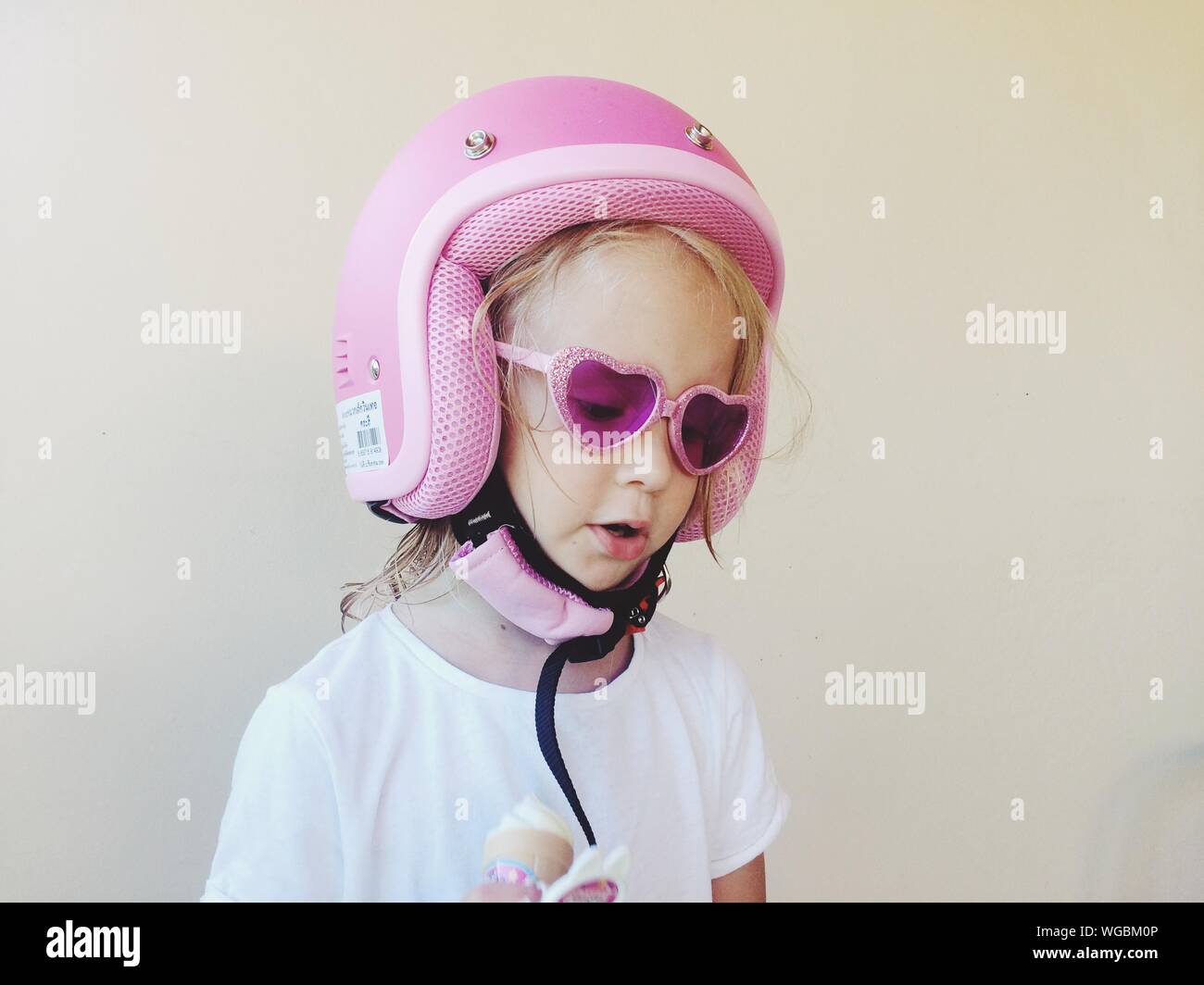 Children wearing helmet hi-res stock photography and images - Alamy
