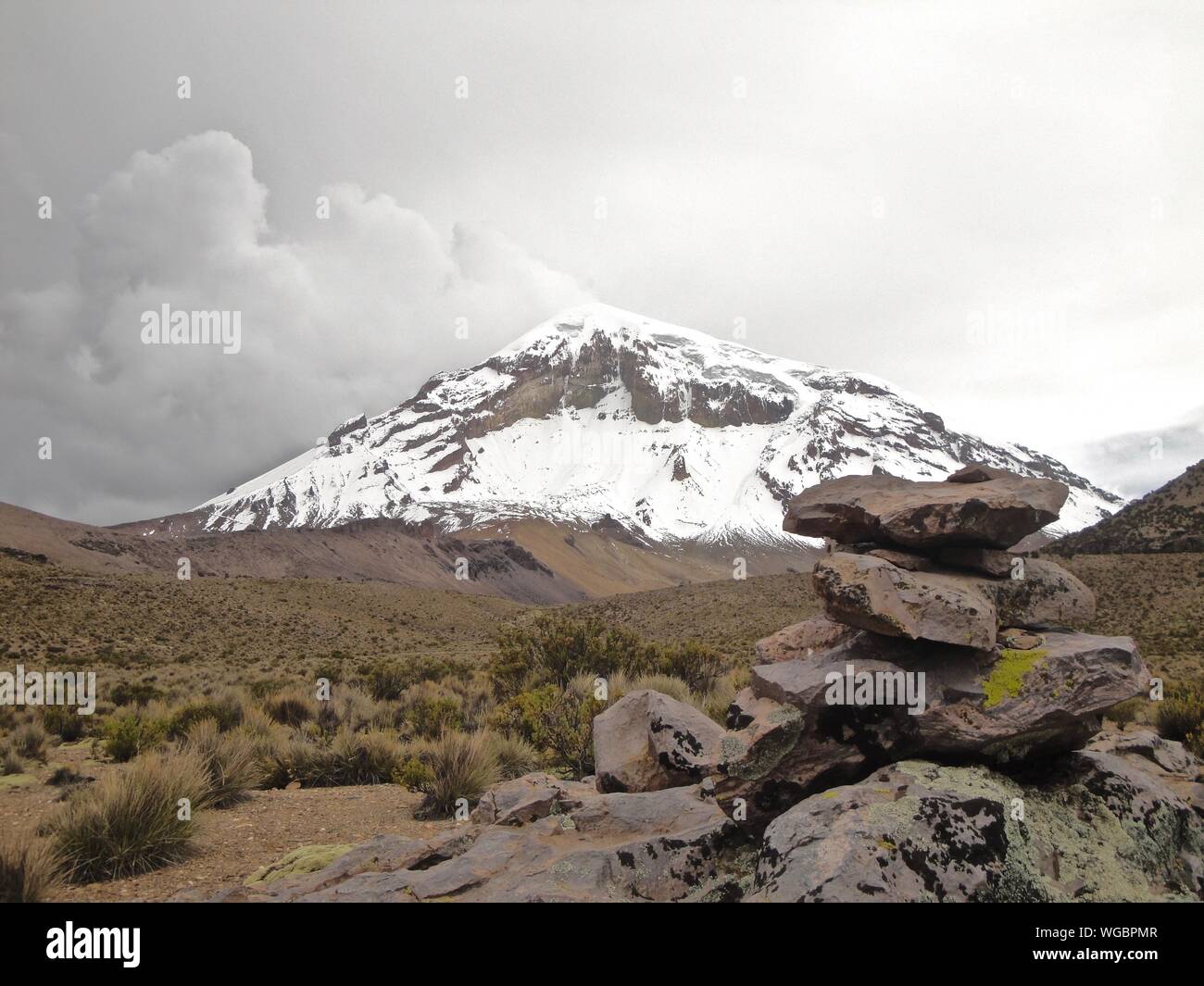 Sajama mountain hi-res stock photography and images - Alamy