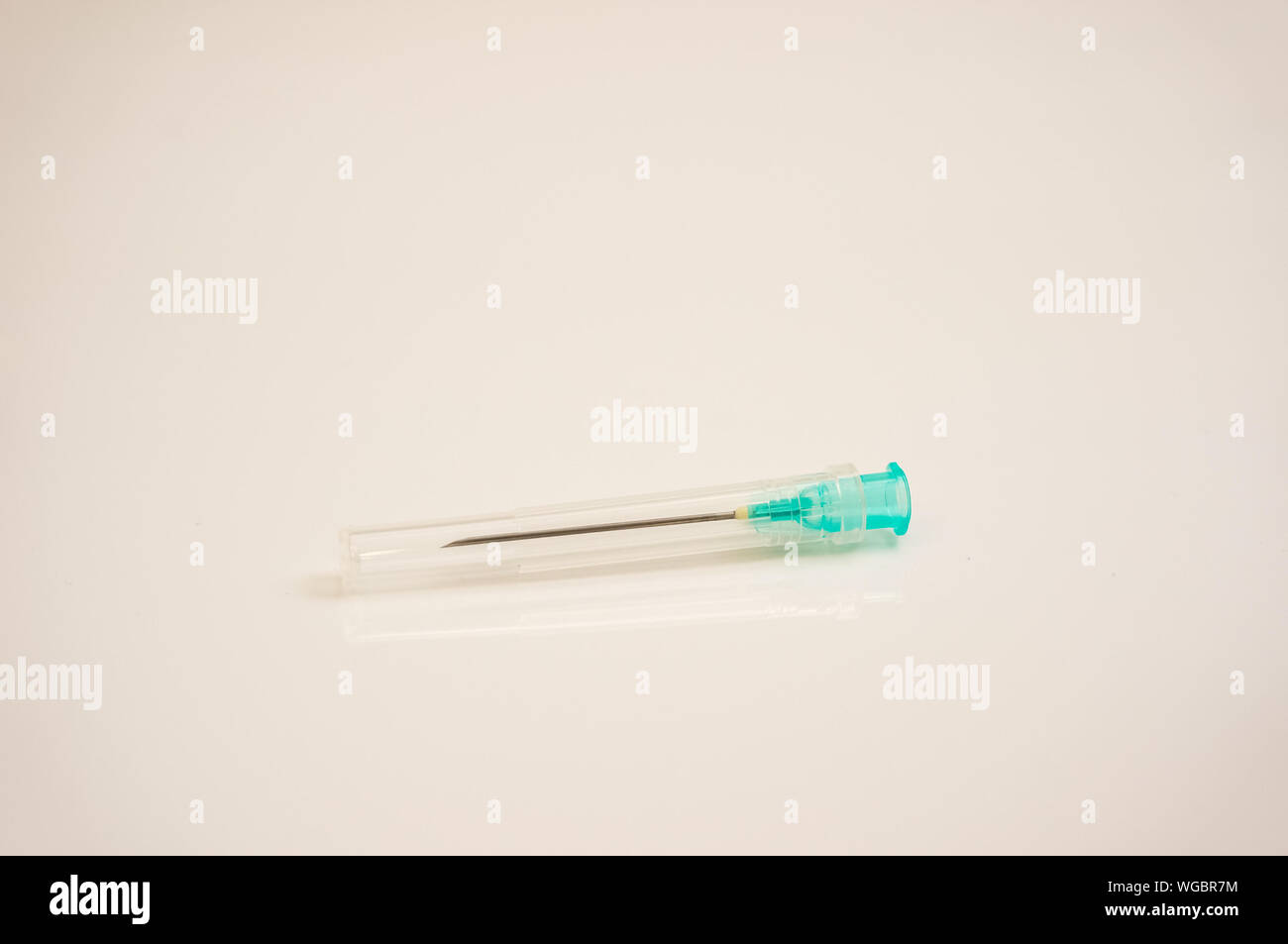 Syringe And Needle High Resolution Stock Photography and Images - Alamy