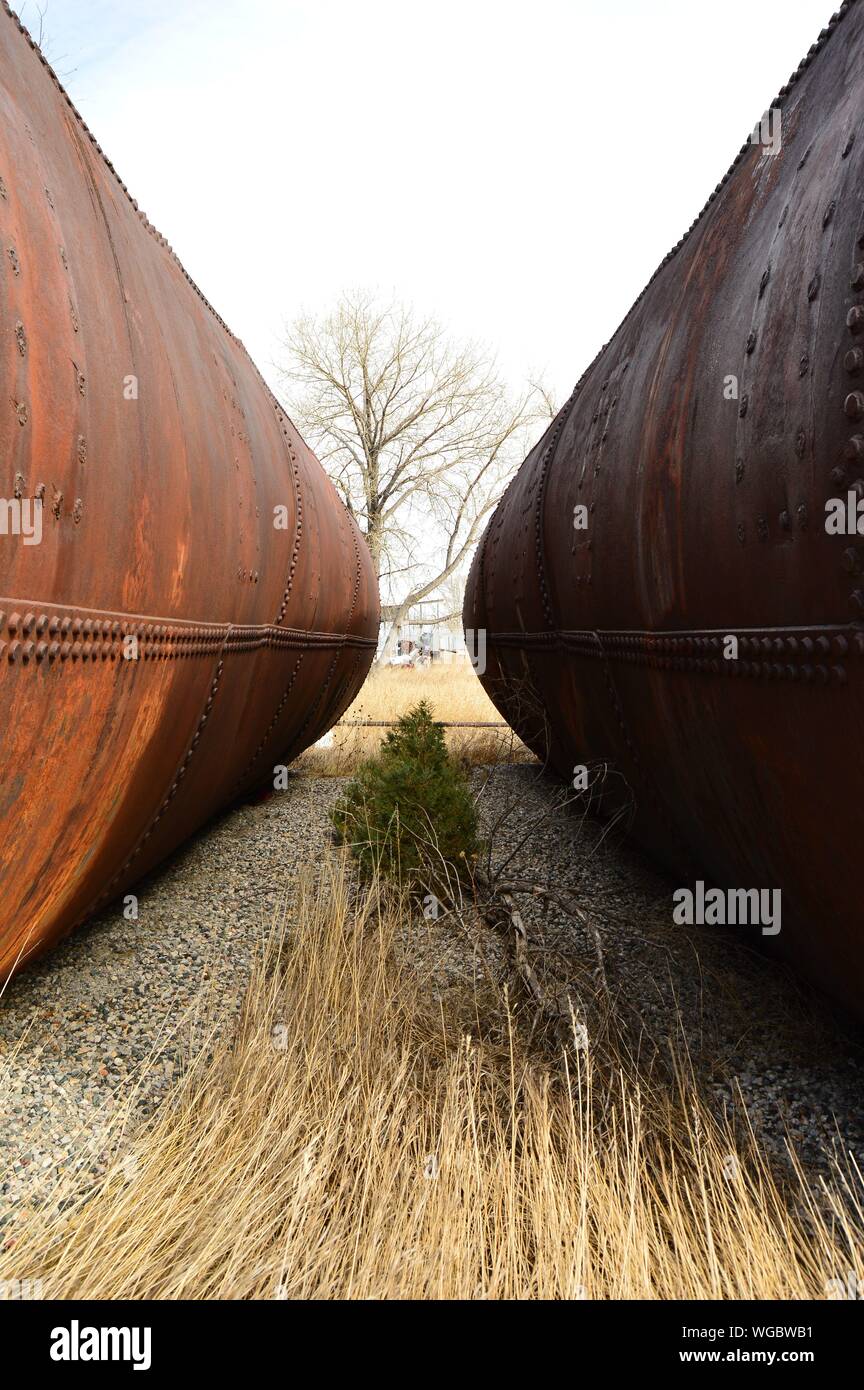 Metal tanks hi-res stock photography and images - Alamy