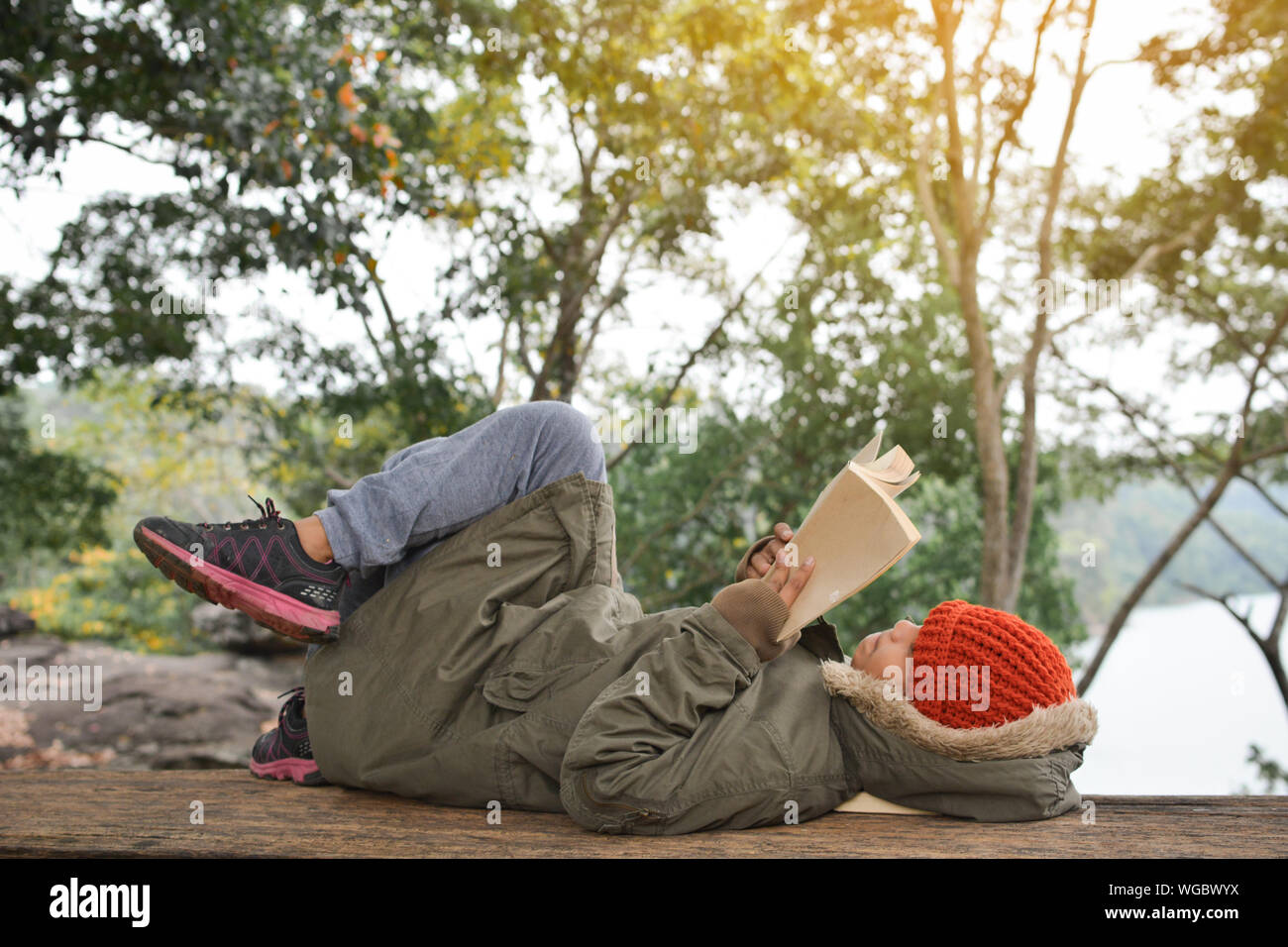Boy reading book hi-res stock photography and images - Alamy