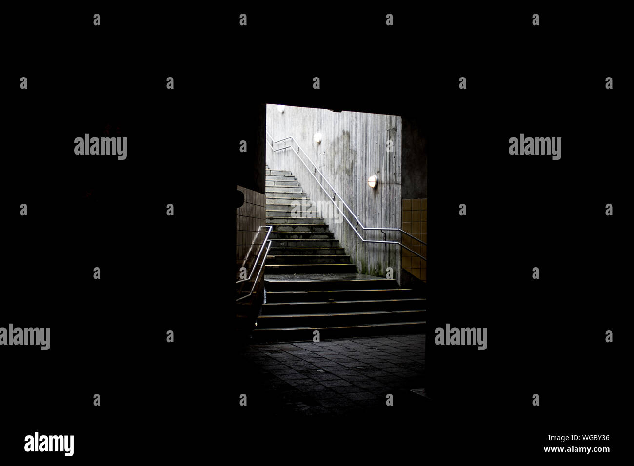 Underpass stairs hi-res stock photography and images - Alamy
