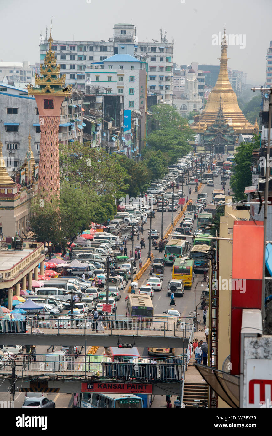 Sule pagoda road hi-res stock photography and images - Alamy